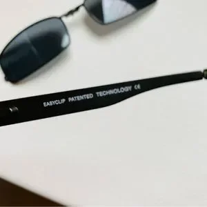 Easyclip | Accessories | Easyclip O69 Eyeglasses With Clip On ...